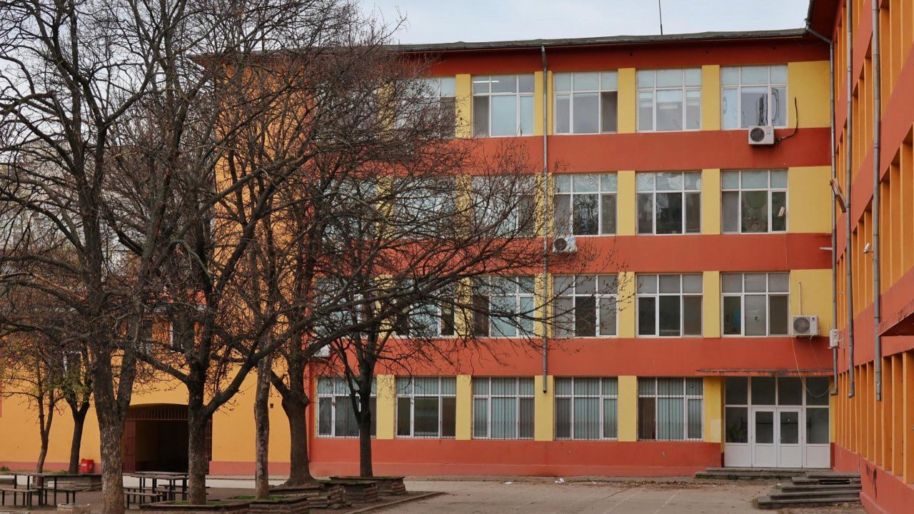 Резултатите от матурите в професионалните училища са значително по