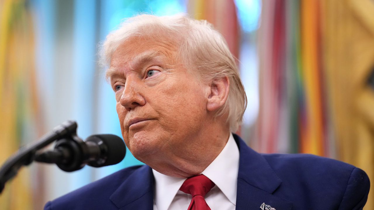 Тръмп готов да се срещне със Зеленски и Путин в Турция Новини бг