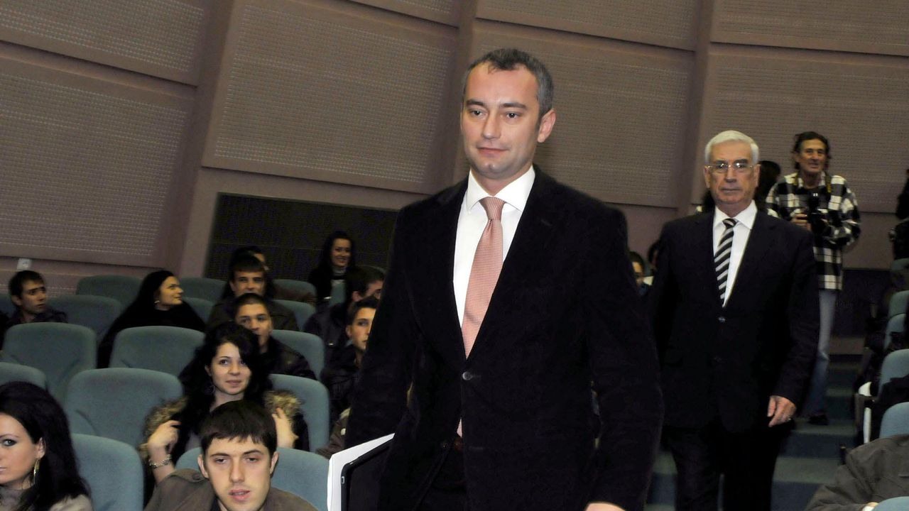 Станишев виновен заради визите със САЩ Новини бг