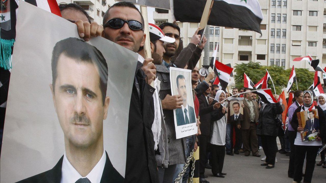 Сирийски министър подаде оставка и се присъедини към народните протести Новини бг
