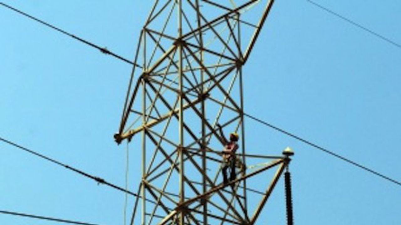 Пернишки роми блокираха път с телата на жените и децата си Новини бг