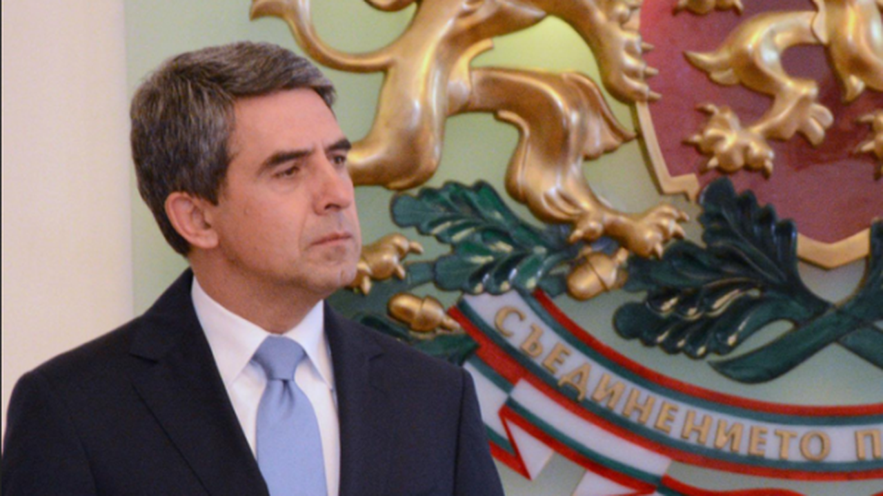 Президентът връчва проучвателен мандат за съставяне на правителство на ДПС Новини бг