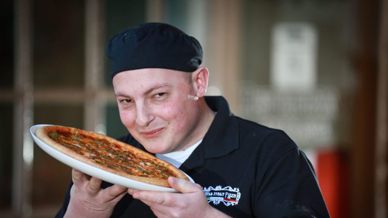 Най лютата пица в света е по силна и от сълзотворен газ Новини бг