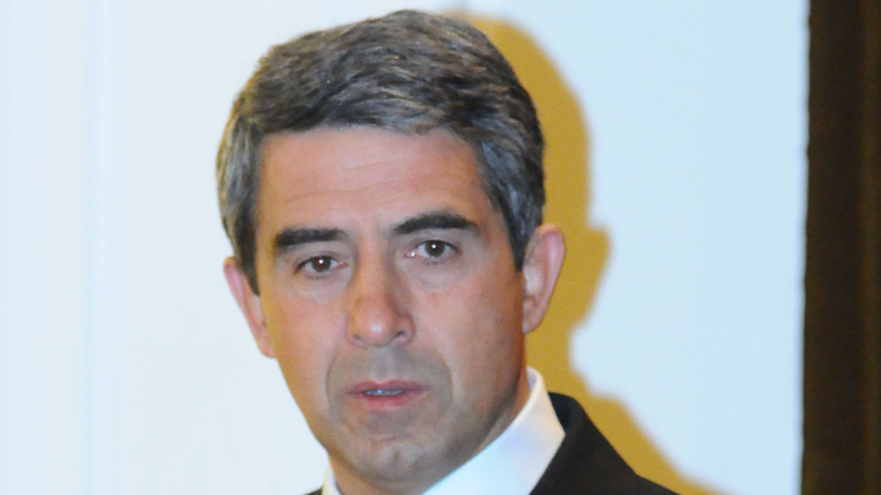 Плевнелиев отива в Черна гора Новини бг