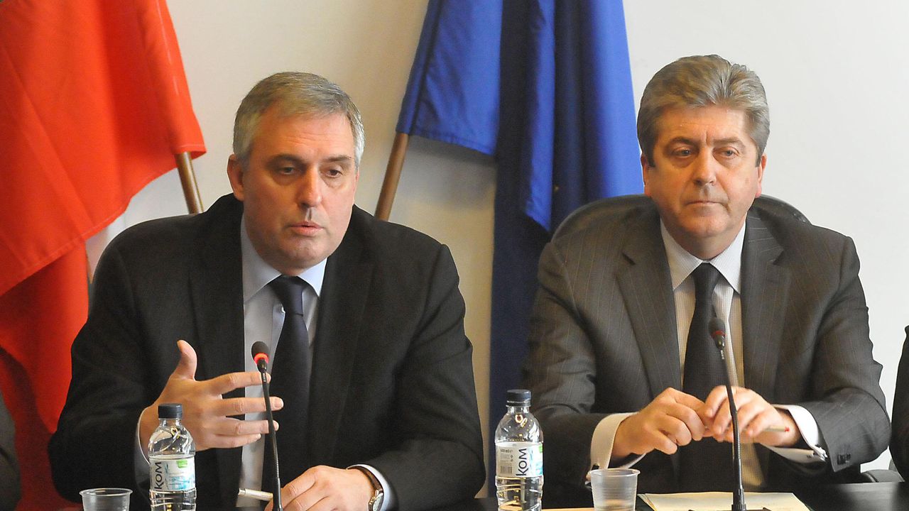 Първанов и Калфин тръгват на обиколка из страната Новини бг