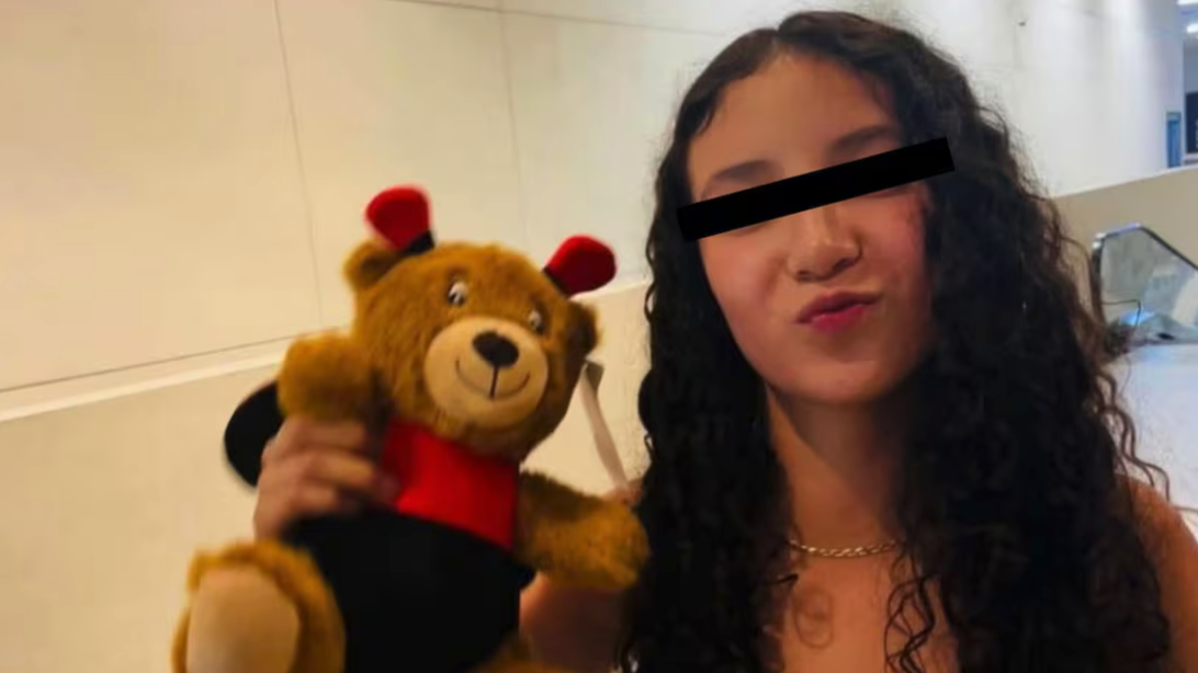 14 годишна почина след операция за уголемяване на бюста баща ѝ Майка ѝ също трябва да бъде