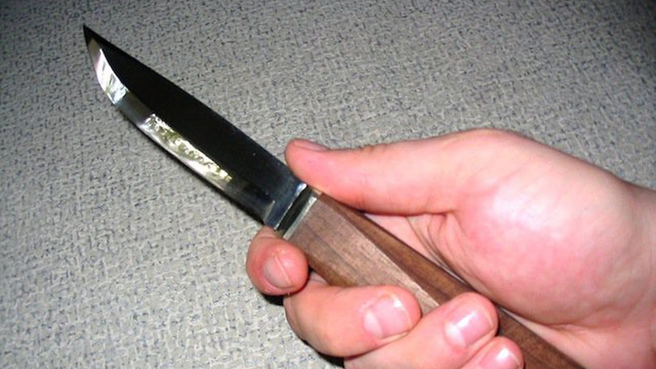 Банскалия намушка с нож двама варненци Новини бг