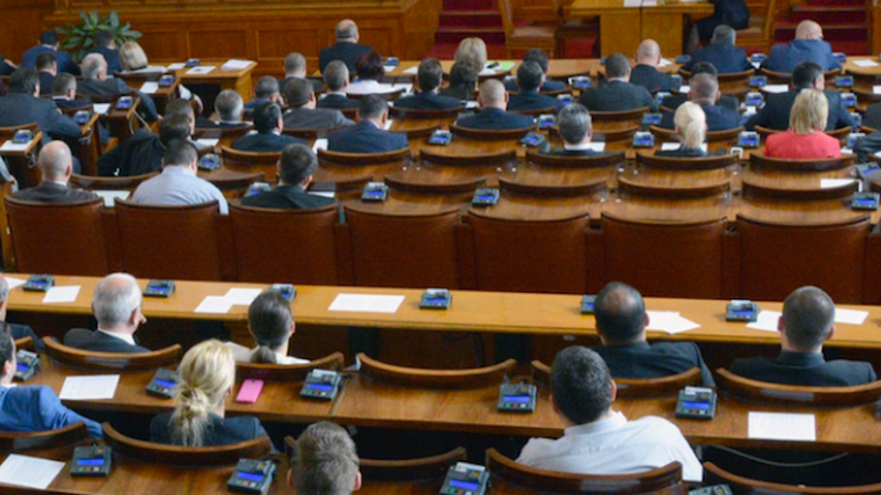 НС гласува на второ четене промени в Закона за семейните помощи за деца Новини бг