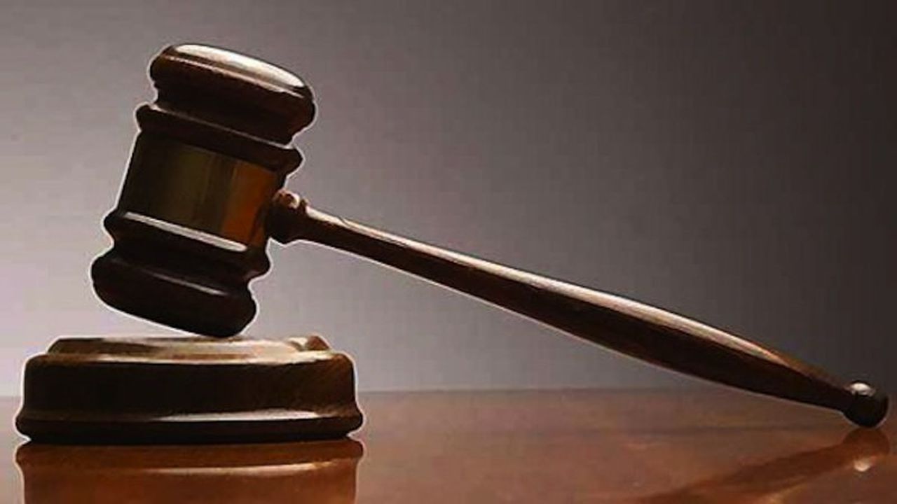 Съдят британец за разпространение на порнографски материали Новини бг