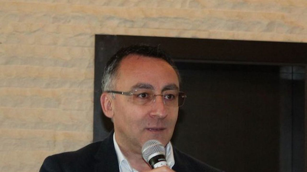 Диян Стаматов МОН обмисля повече мерки за подкрепа на даровити деца Новини бг