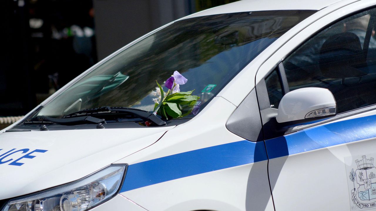 Съдът остави в ареста двама мъже за кражба на 13 000 лв Новини бг