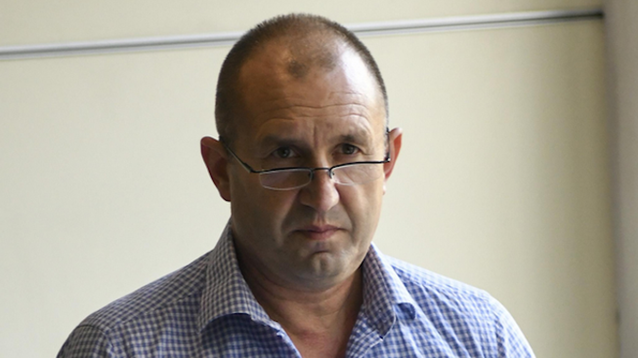 Радев Управляващите не повдигат въпроса за съдбата на българите в Обединеното кралство Новини бг