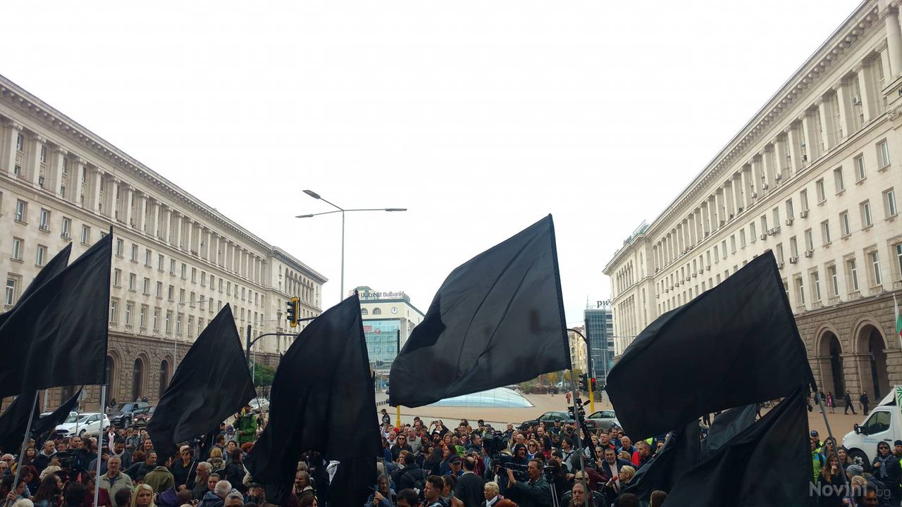 Майки на деца с увреждания протестираха и в Силистра Новини бг