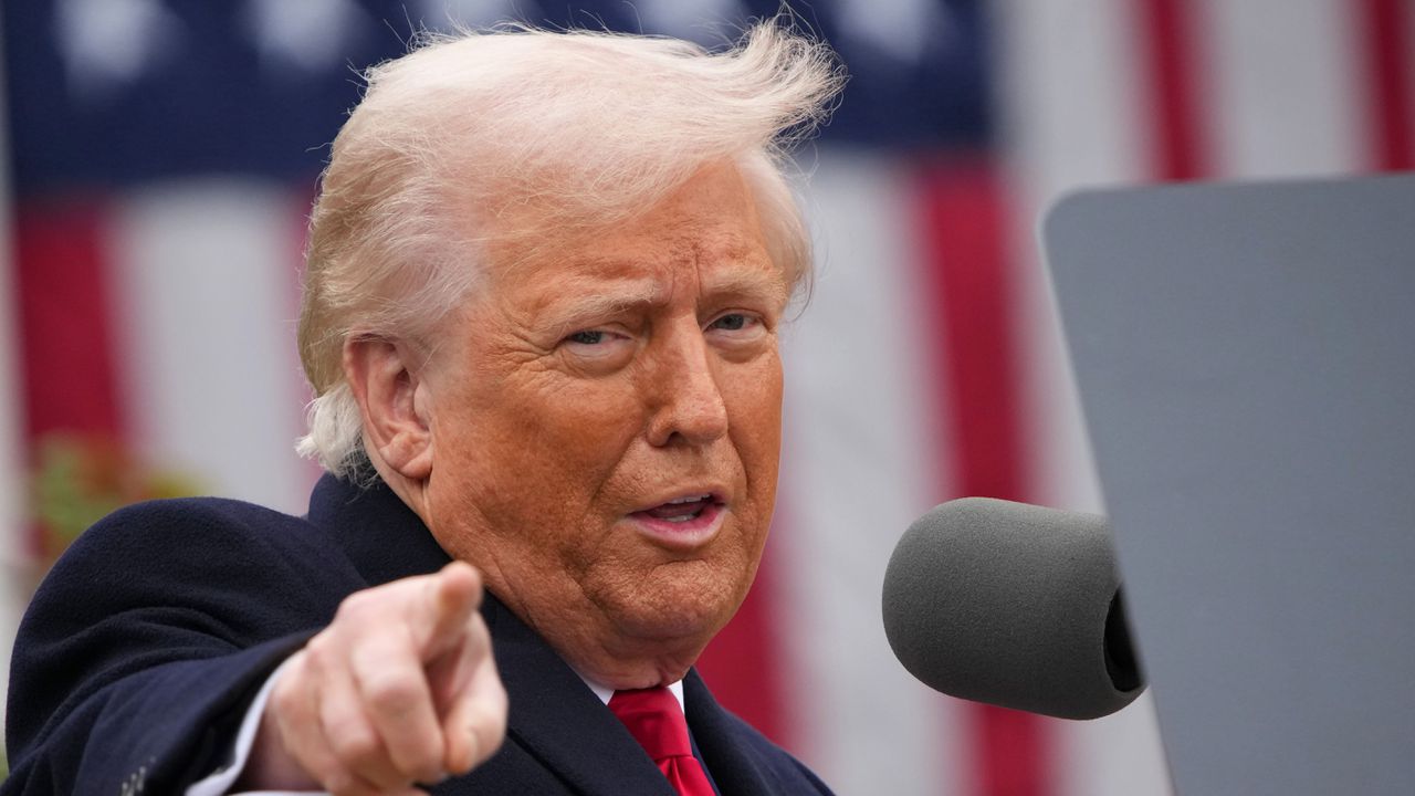 Тръмп отрече да е обсъждал прекратяване на огъня със Зеленски Новини бг