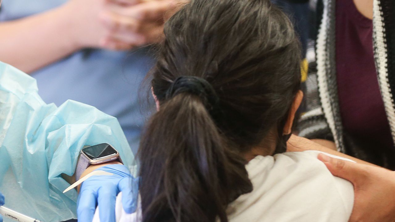 Испания ще продължи да използва ваксината на Астра Зенека Новини бг