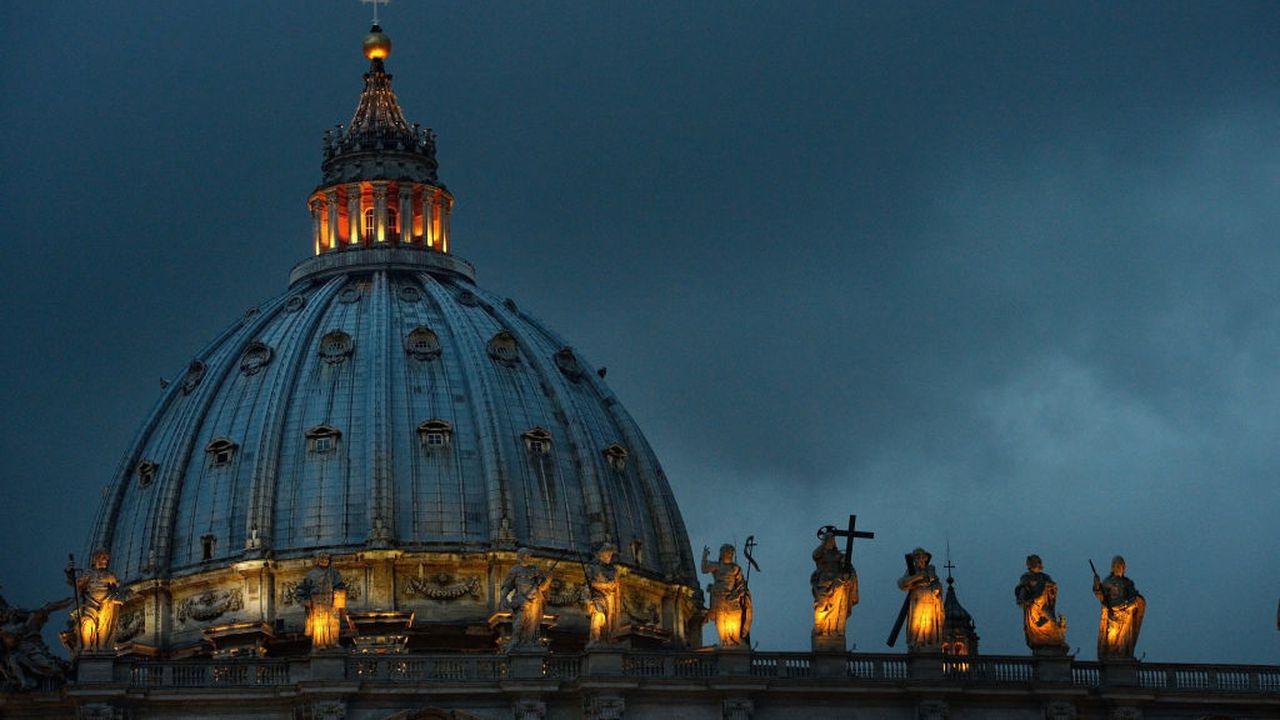 По инициатива на папата Ватикана публикува наръчник за разследване на подозрения за сексуални