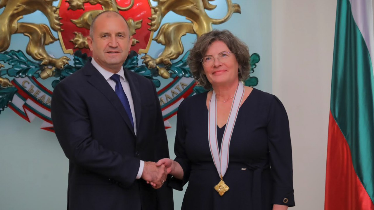 Президентът отличи френския посланик у нас с орден Мадарски конник първа степен Новини бг