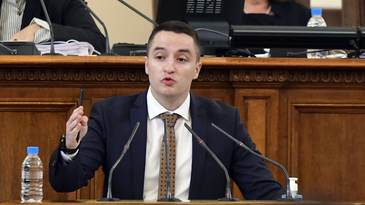 Божанков БСП няма да разговаря с ГЕРБ СДС ДПС и Възраждане ако получи третия мандат Новини бг