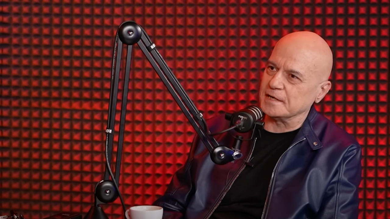 Слави си спомни за приятелството си с Бойко Борисов коментира и песента за Лена Бориславова