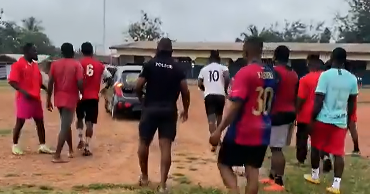 Footballer dies in Eastern Region after on-pitch head collision [Video ...