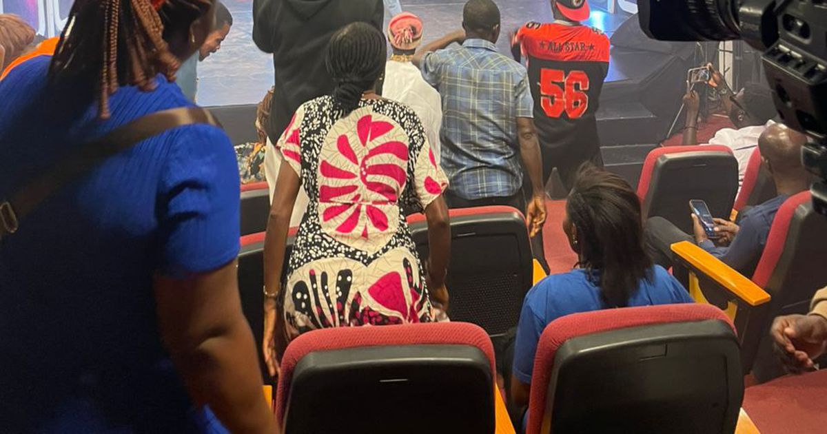 Yaw Darling delivers electrifying performance at Onua concert party ...