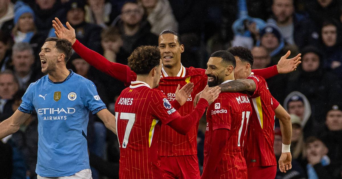 Liverpool crush Man City 2-0: Reds dominate in Premier League title ...