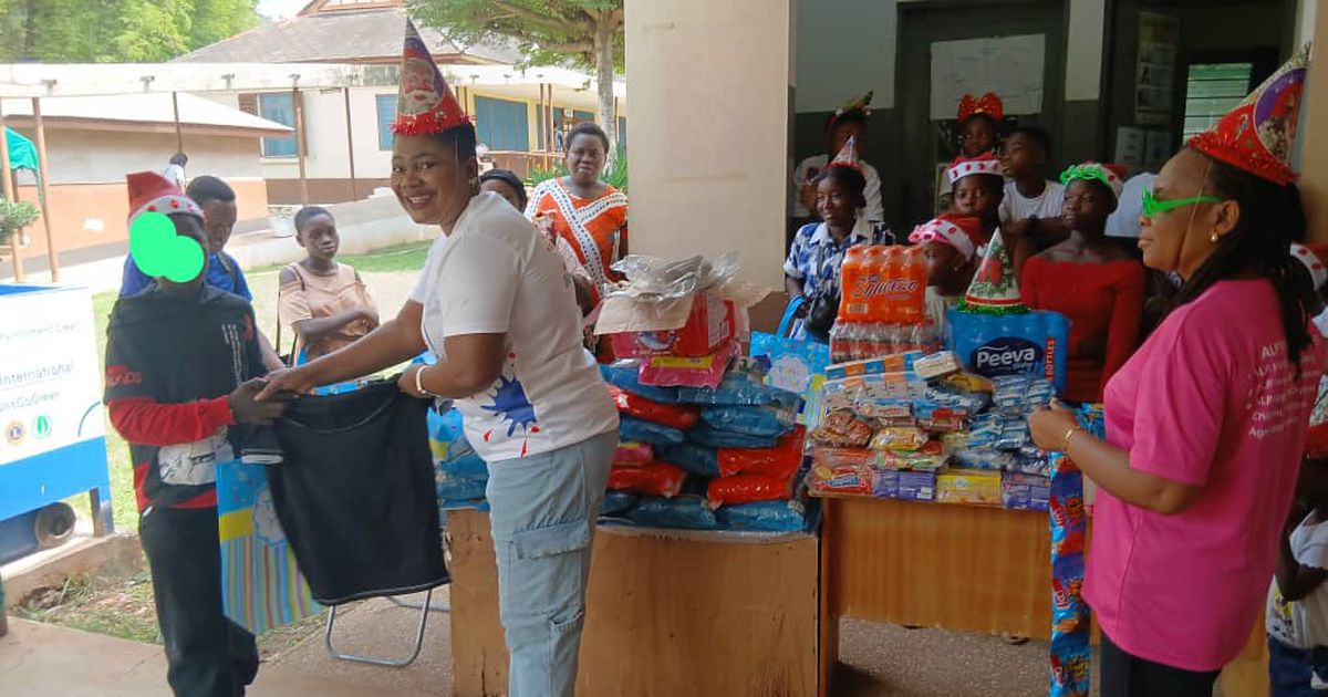 Auntie Linda Foundation Spreads Holiday Cheer to 20 Vulnerable Children ...