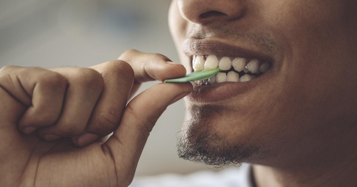 Can you lose face fat by chewing gum? | Pulse Nigeria
