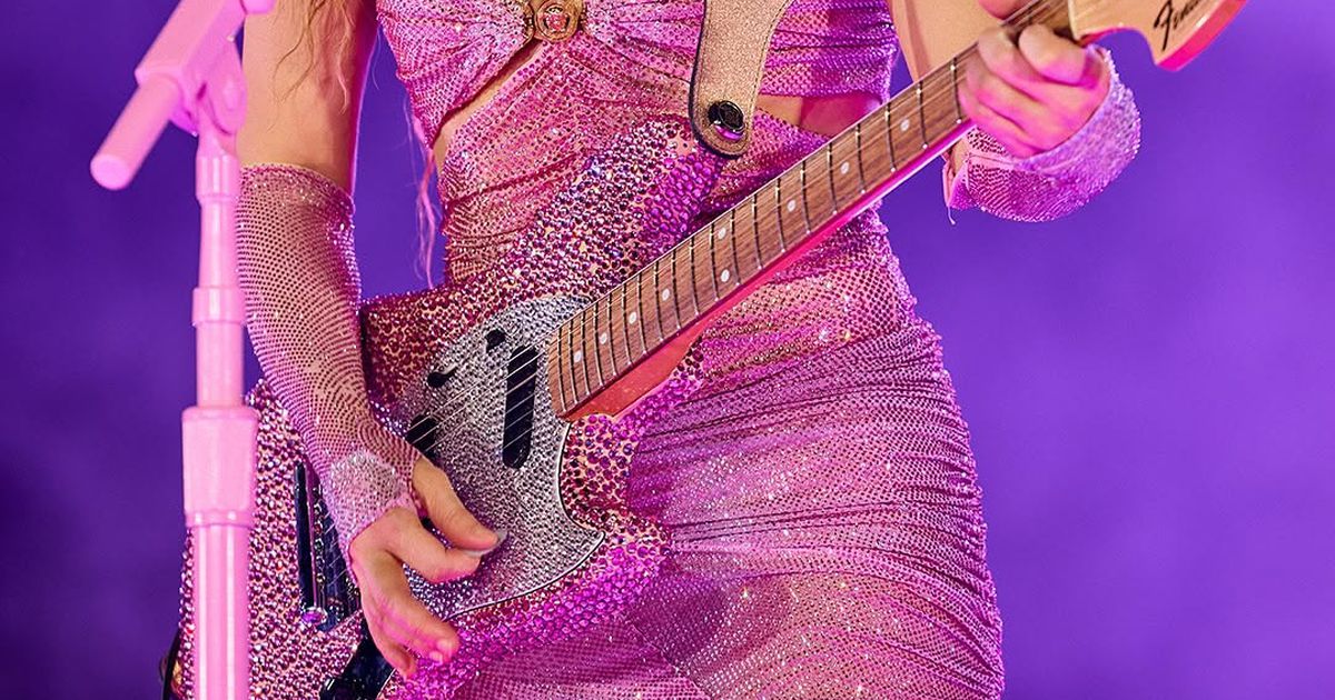 Shakira cancels concert after hospitalisation in Peru during tour | Pulse Nigeria