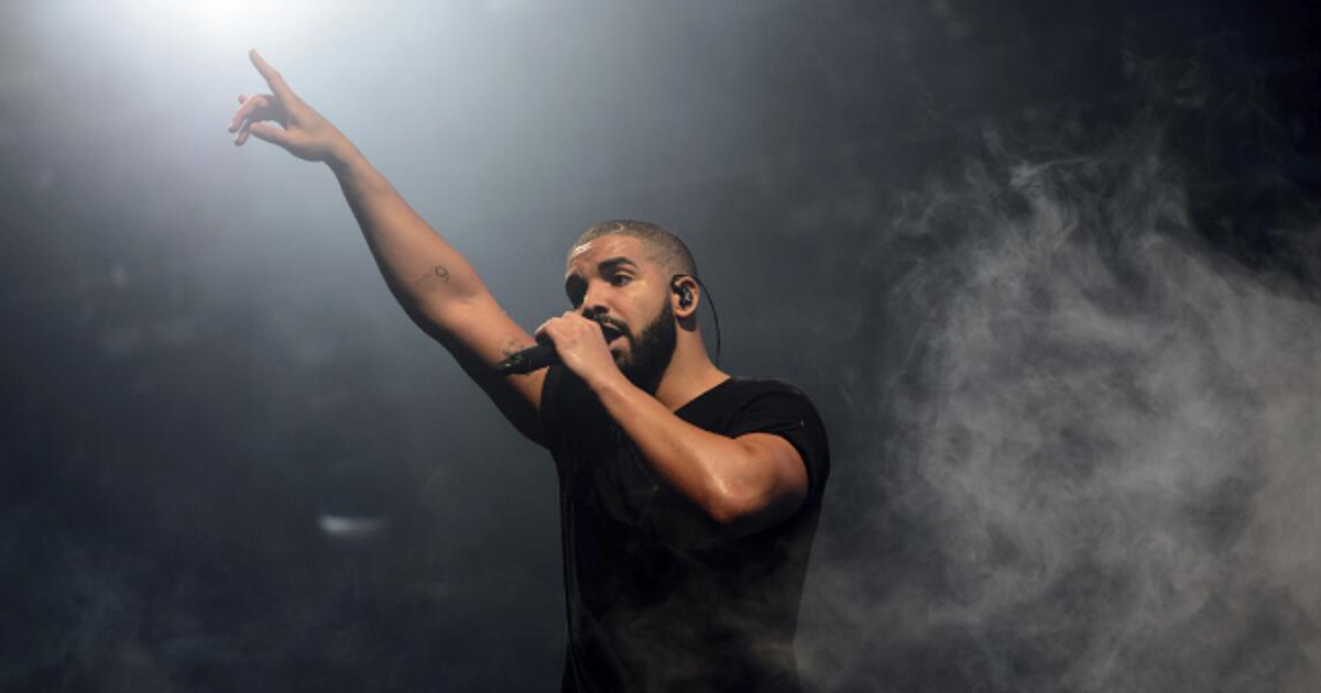 Drake Named Best-Selling Rapper Worldwide for 11th Straight Year ...