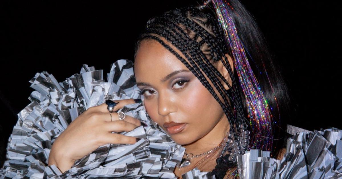 Grammy Explains Why Moliy's ‘Shake It to the Max’ Wasn’t Nominated ...