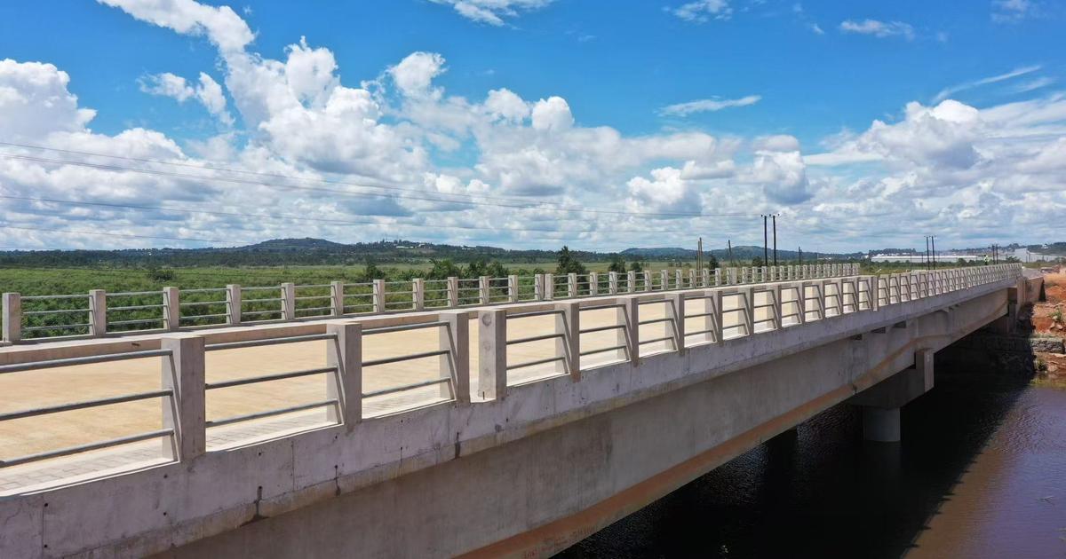 Photos: Katonga bridge nears completion | Pulse Uganda