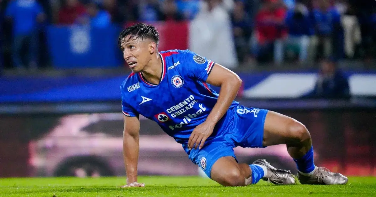 ¡Se rompió el Cuate! Ángel Sepúlveda sale del juego ante Chivas por ...