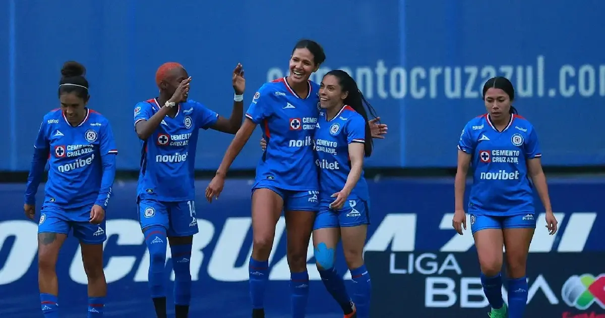 Cruz Azul femenil golea al Atlas con triplete de Chavarin | RÉCORD