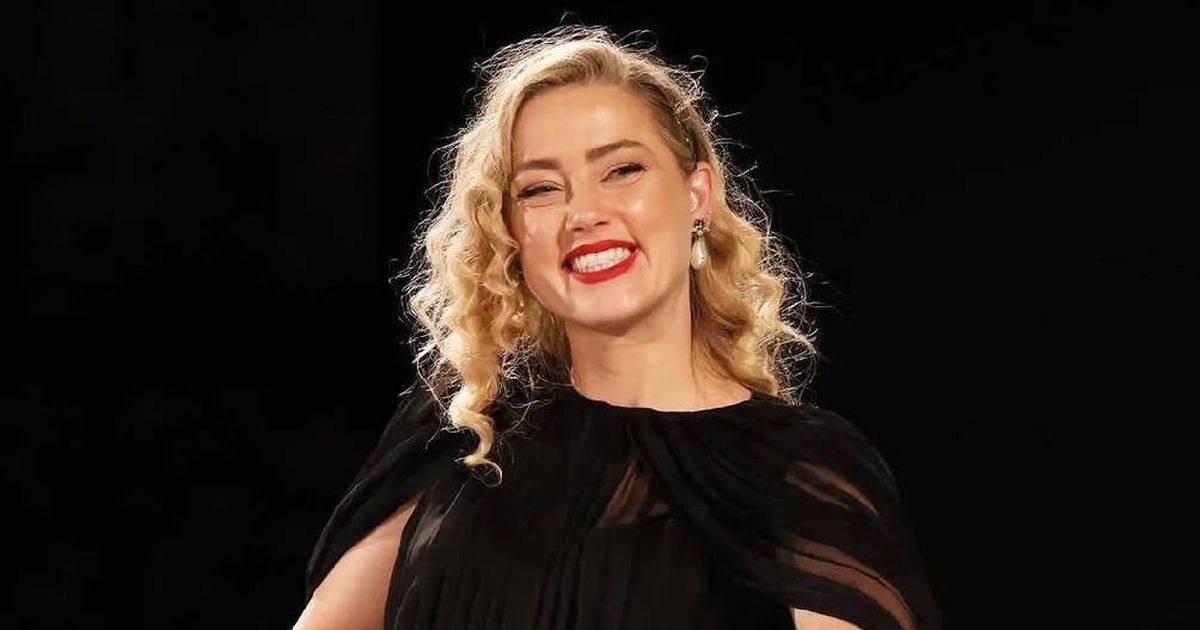 Amber Heard sorprende al anunciar que se convirtió en madre de gemelos ...