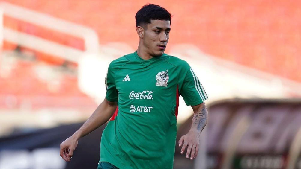 ¡Primer refuerzo! Cruz Azul hace oficial el fichaje por Omar Campos ...