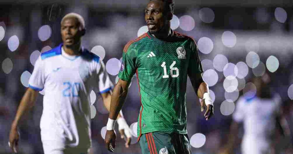 Pese a desafortunado debut, Jimmy Lozano confía en Julián Quiñones ...