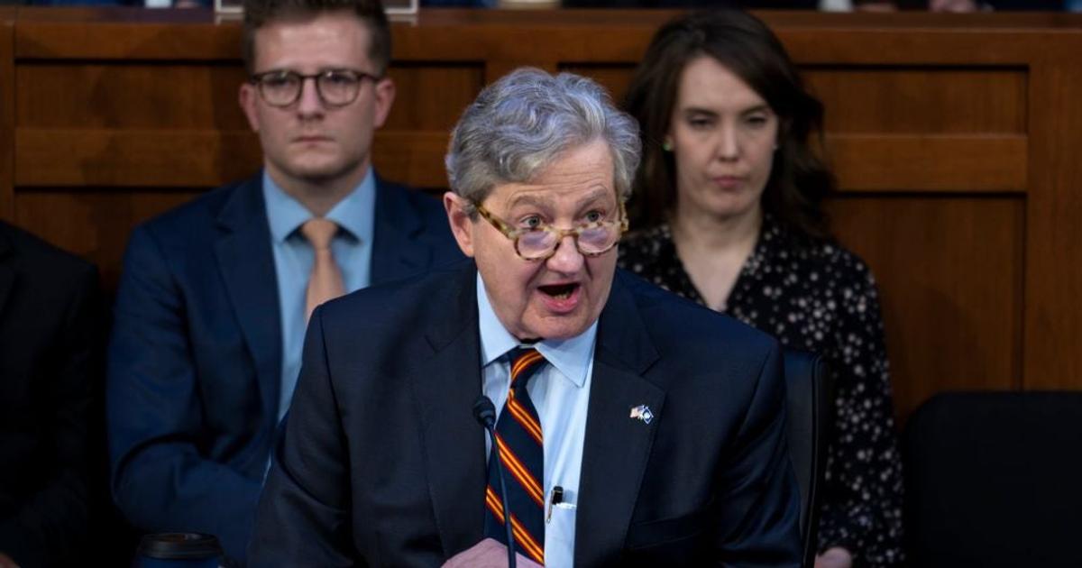 John Kennedy y su lado racista: 'Sin EUA, México comería comida para ...