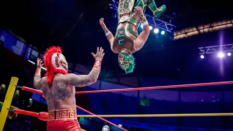 "Mitos en el ring" en la Arena México: Una fusión de tradición y ...