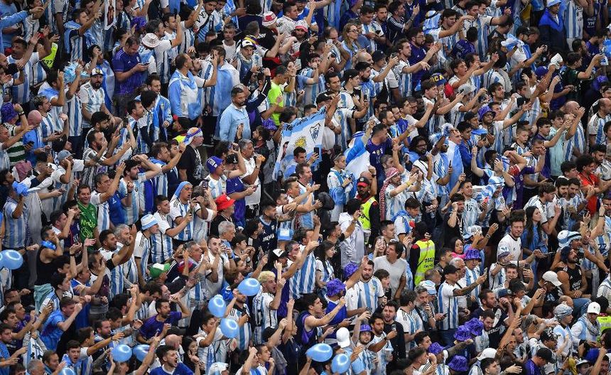 Argentina vs Croacia: 40 mil albicelestes invaden Lusail y hay menos de ...