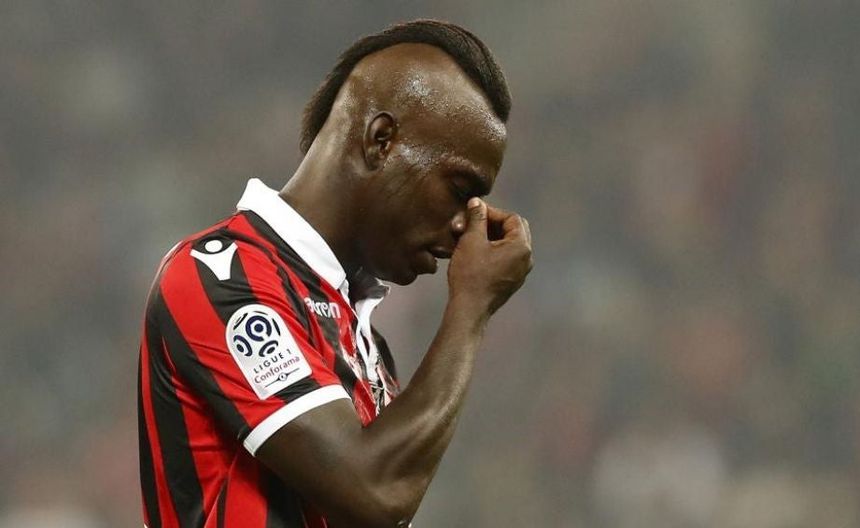 Mario Balotelli recomendó 'rezar fuerte' a ladrón que rompió ventana de ...