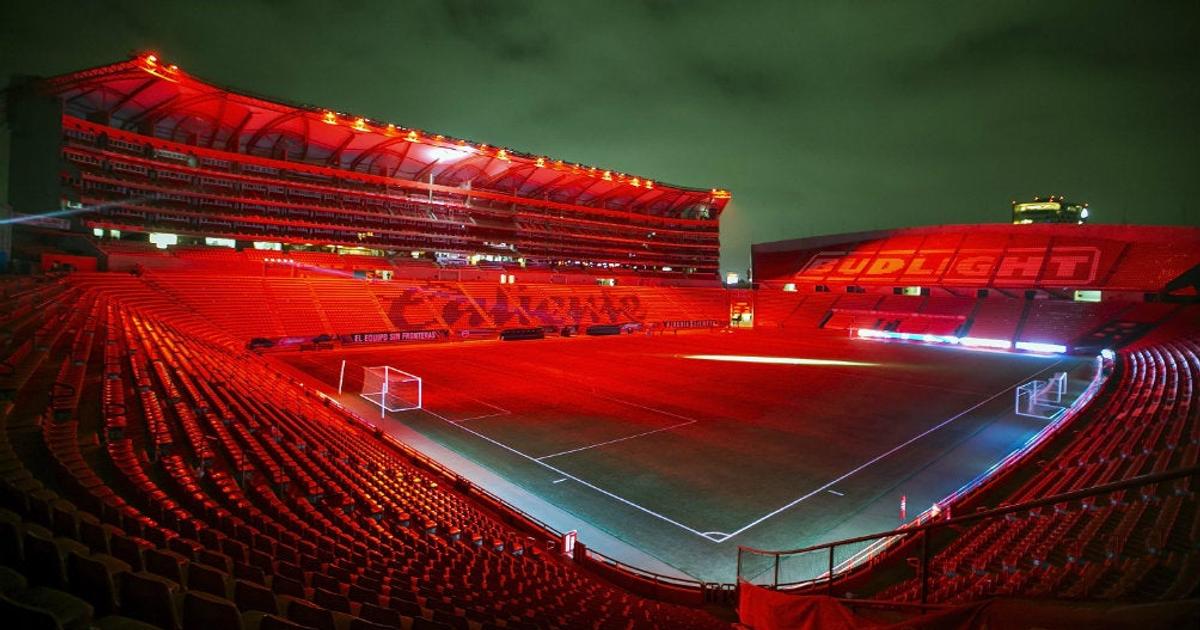 Estadio Caliente presentó nueva luminaria, espectacular y única en ...
