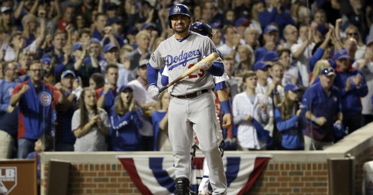 Adrián González pidió no quedarse en hotel de Trump en Chicago | RÉCORD