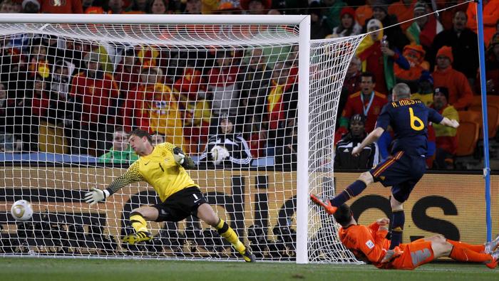 Leyendas mundialistas: Andrés Iniesta, el héroe de España | RÉCORD