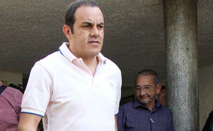 Cuau suspende sesión por ingreso de personas armadas | RÉCORD