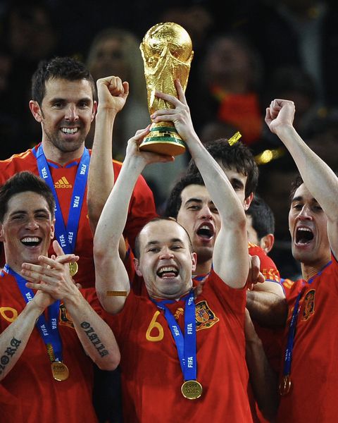 Andres Iniesta Net Worth: Age, Profile, Career, Achievements, Records ...