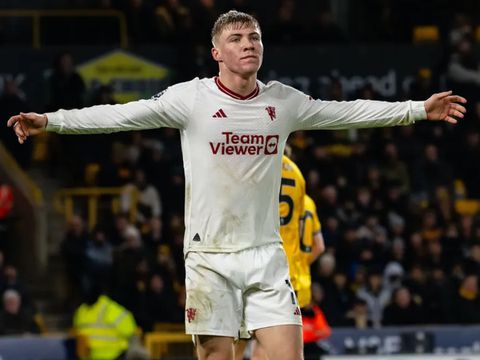 Rasmus Hojlund to miss two to three weeks as Manchester United injury ...