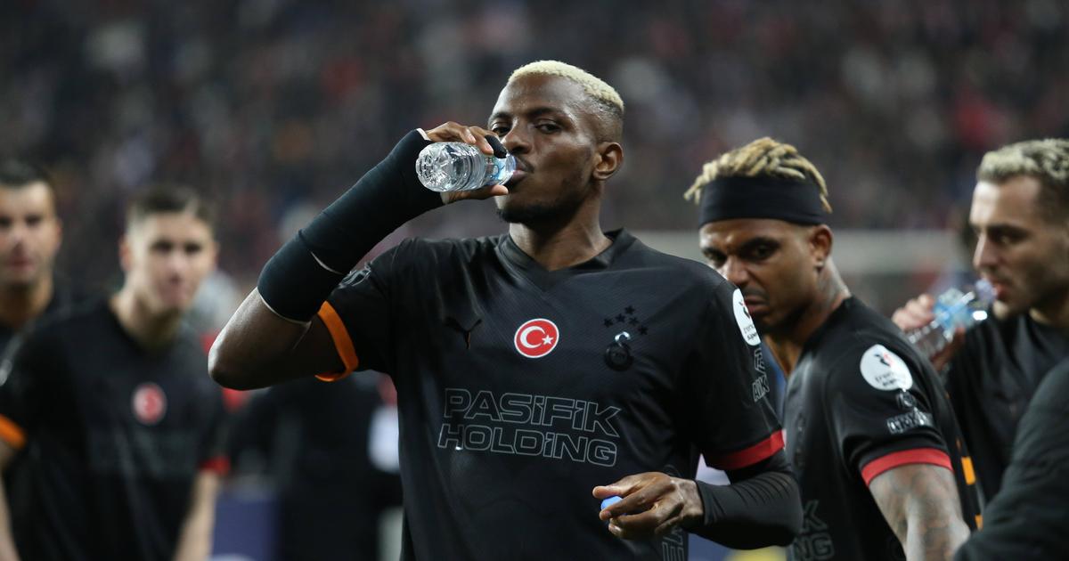 'He must join elite club' - Ex-Super Eagles star advises Osimhen to ...