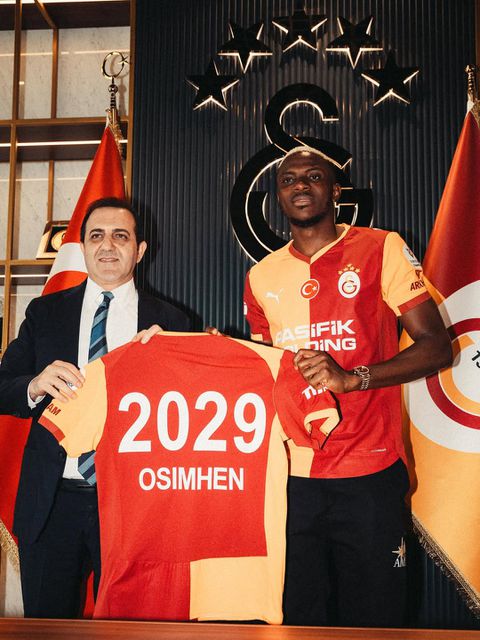 Victor Osimhen’s Parents & Siblings: Inside the struggles, sacrifices ...