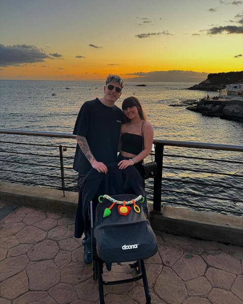 Manchester United star Alejandro Garnacho returns to his baby mama ...